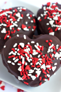 Dark Chocolate Raspberry Mini Cakes - The Latina Homemaker