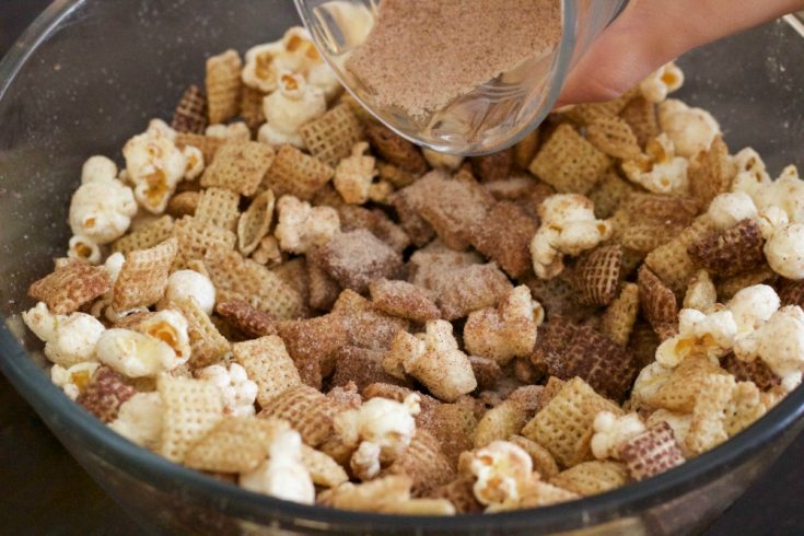 White Chocolate Snickerdoodle Chex Mix - The Latina Homemaker