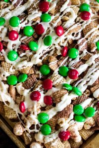 White Chocolate Snickerdoodle Chex Mix - The Latina Homemaker
